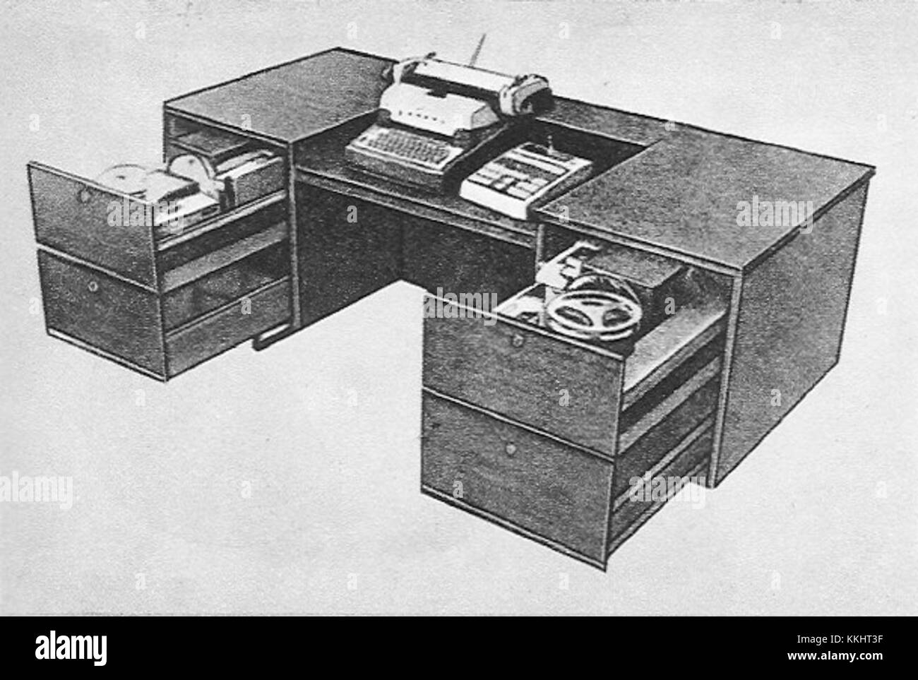 Vintage automat hi-res stock photography and images - Alamy