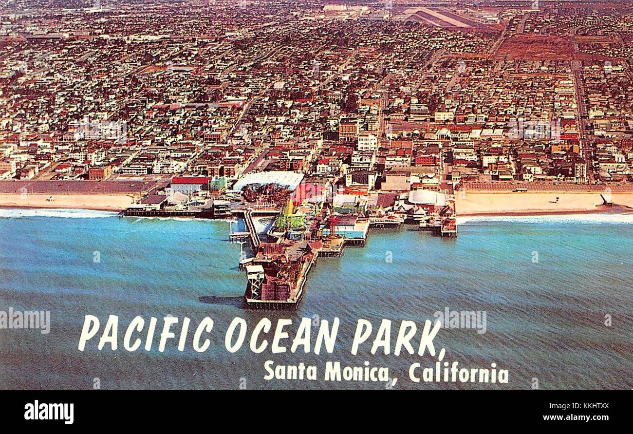 Aerial view of Pacific Ocean Park Stock Photo - Alamy