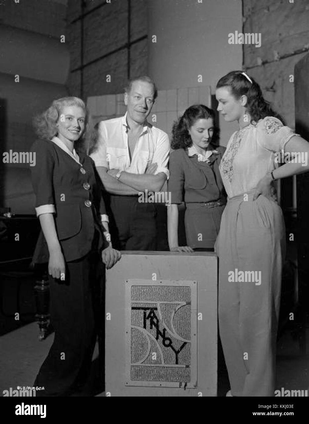 Cyril ritchard hi-res stock photography and images - Alamy