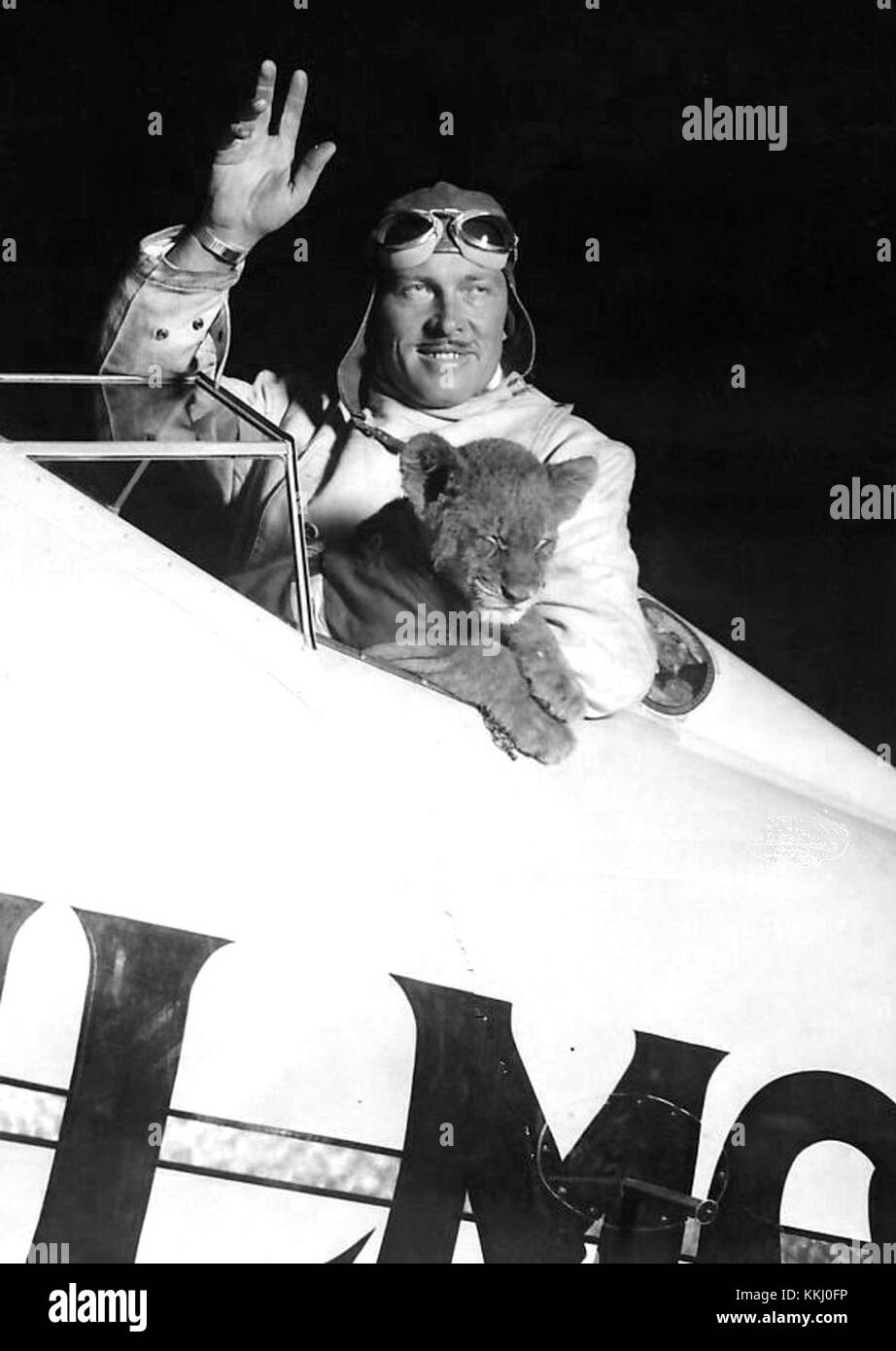 Colonel roscoe turner hi-res stock photography and images - Alamy