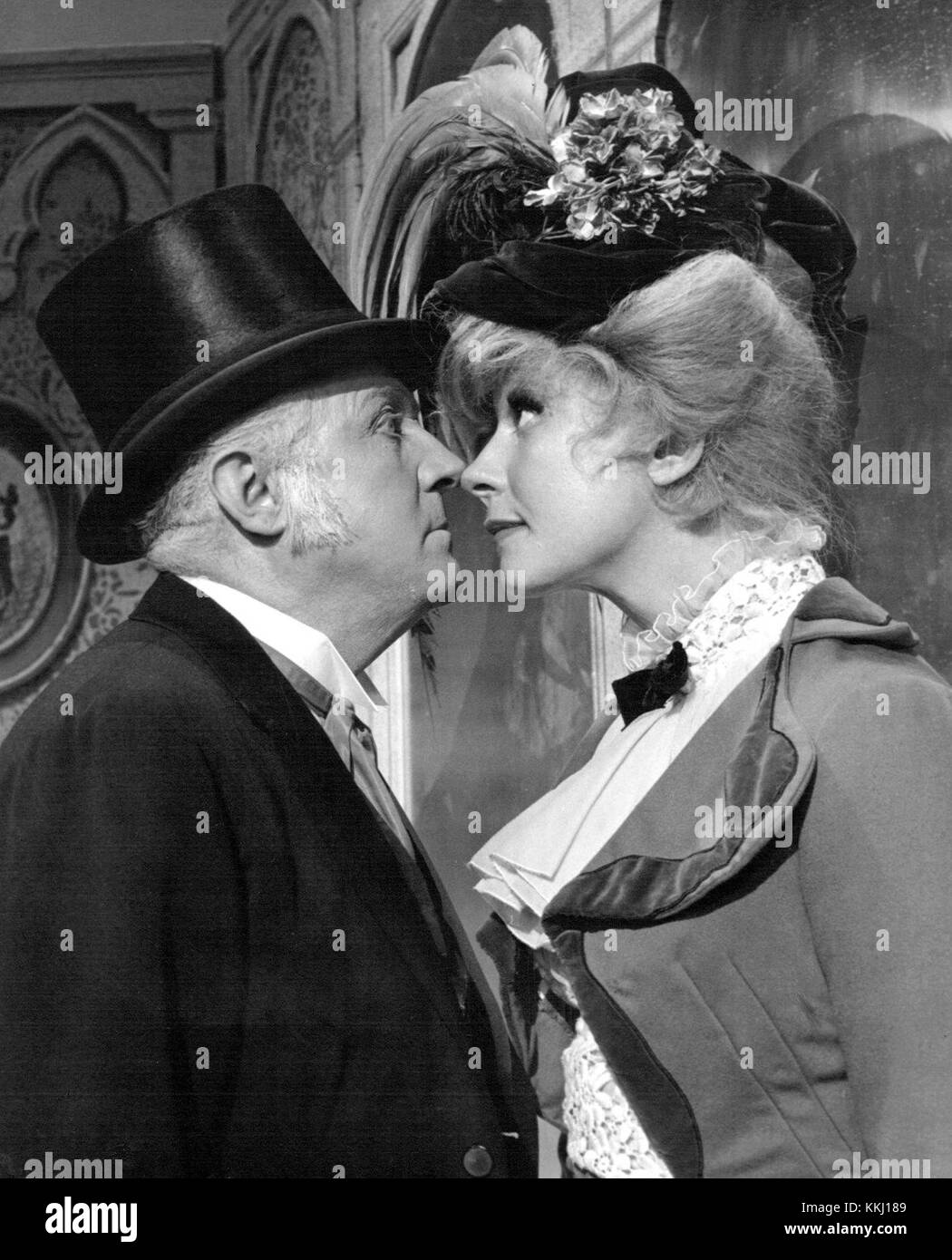 Carol channing hello dolly hi-res stock photography and images - Alamy