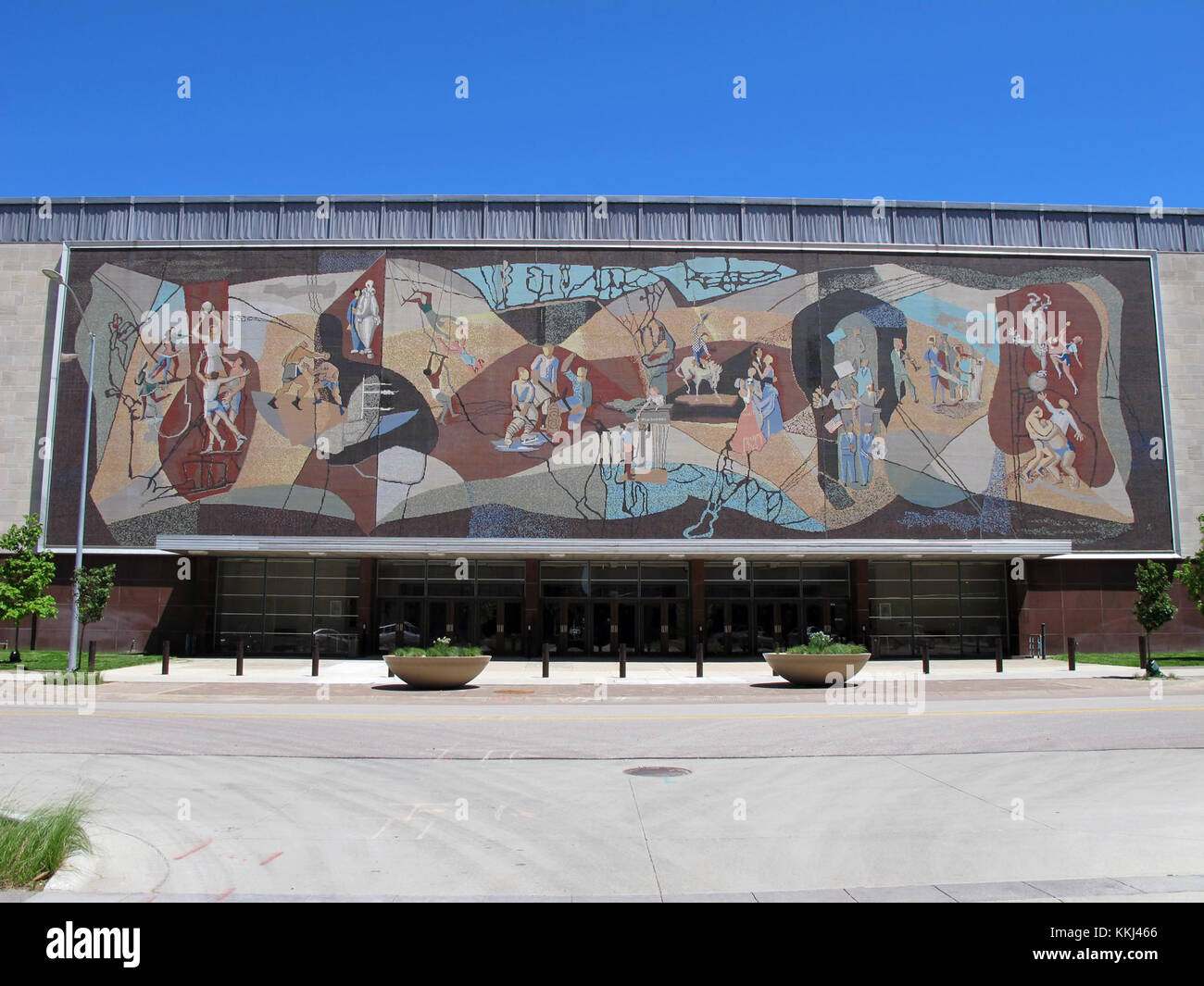 The Pershing Center mural and its front entrance, located in Lincoln ...
