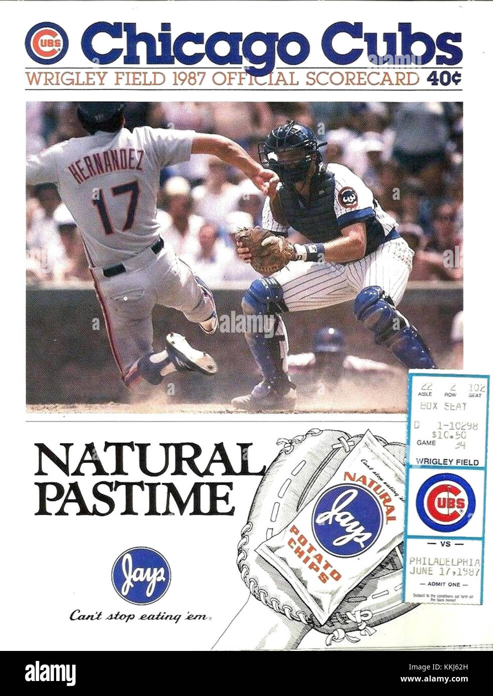 Official scorecard from the Chicago Cubs game at Wrigley Field in 1987 ...