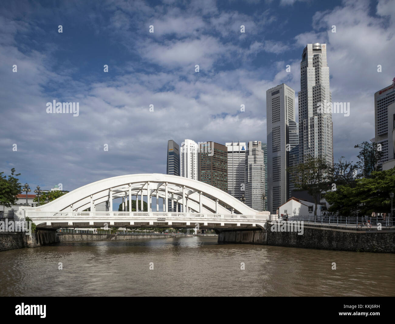 Elgin Bridge Singapore, on the Singapore River Stock Photo - Alamy