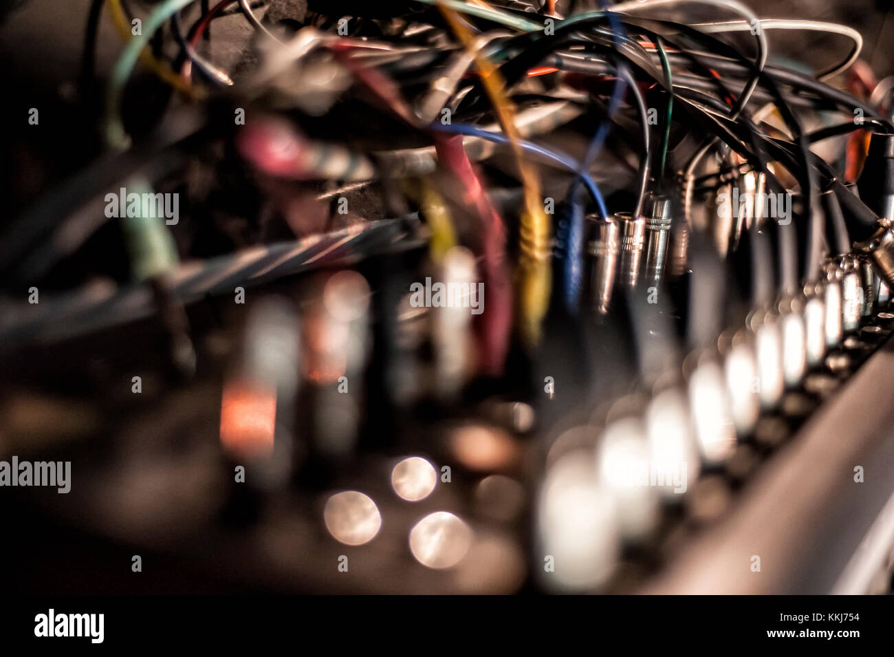 Plugged in mixer hi-res stock photography and images - Alamy