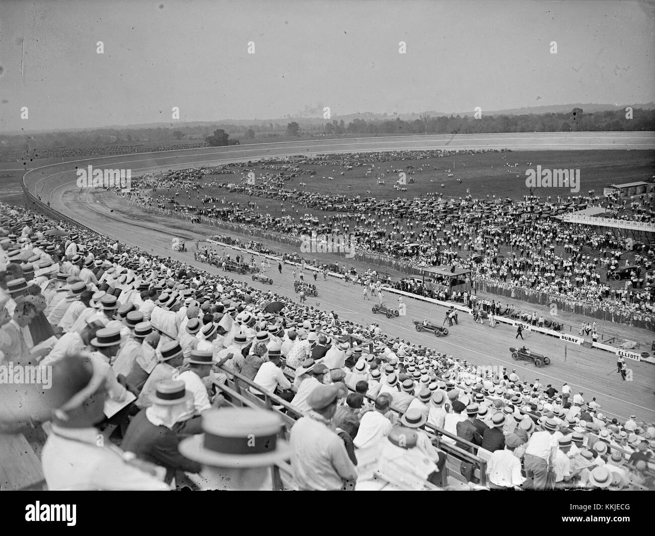 Vintage race track Black and White Stock Photos & Images - Alamy