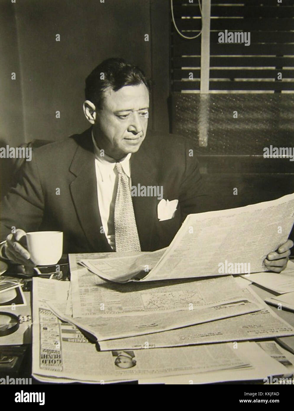 Anthony Ross played a role in the mystery drama series 'The Telltale ...