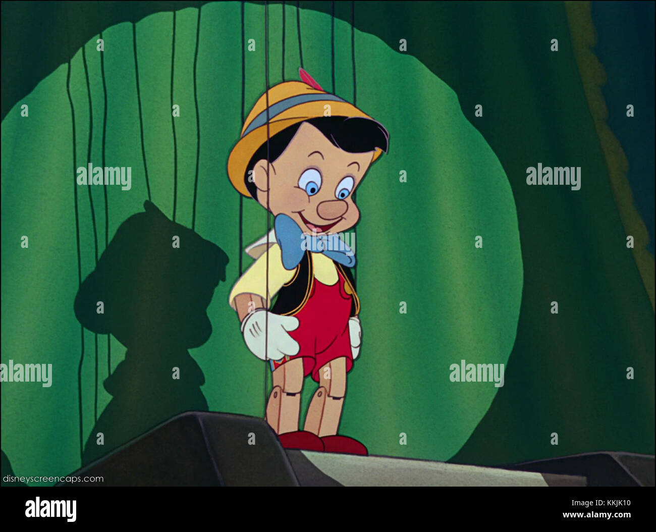 Pinocchio 1940 hi-res stock photography and images - Alamy