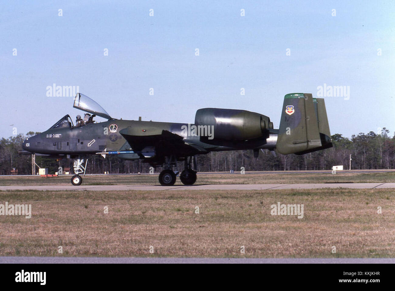 Close air support aircraft hi-res stock photography and images - Alamy