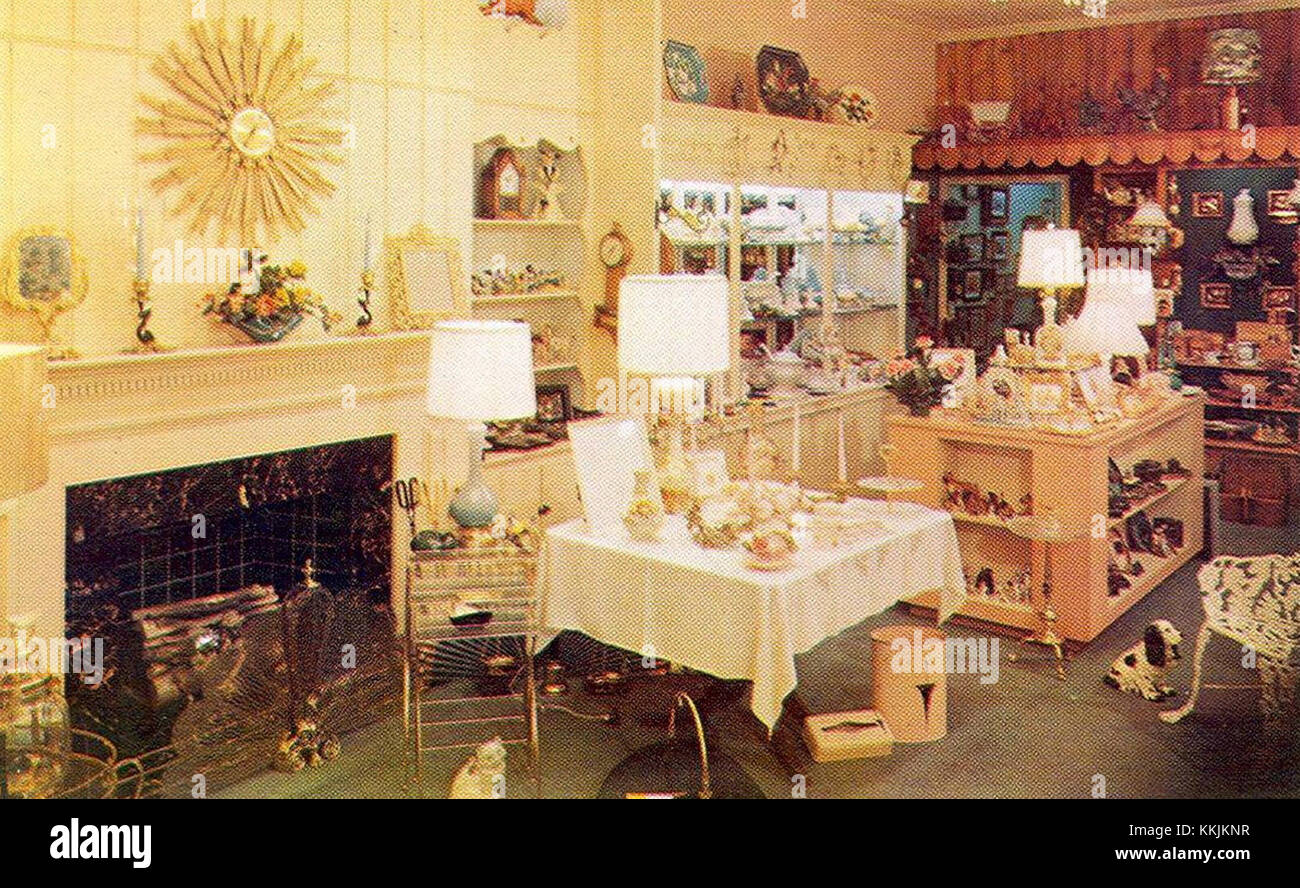 1970 - Merritts Gift Shop Stock Photo - Alamy