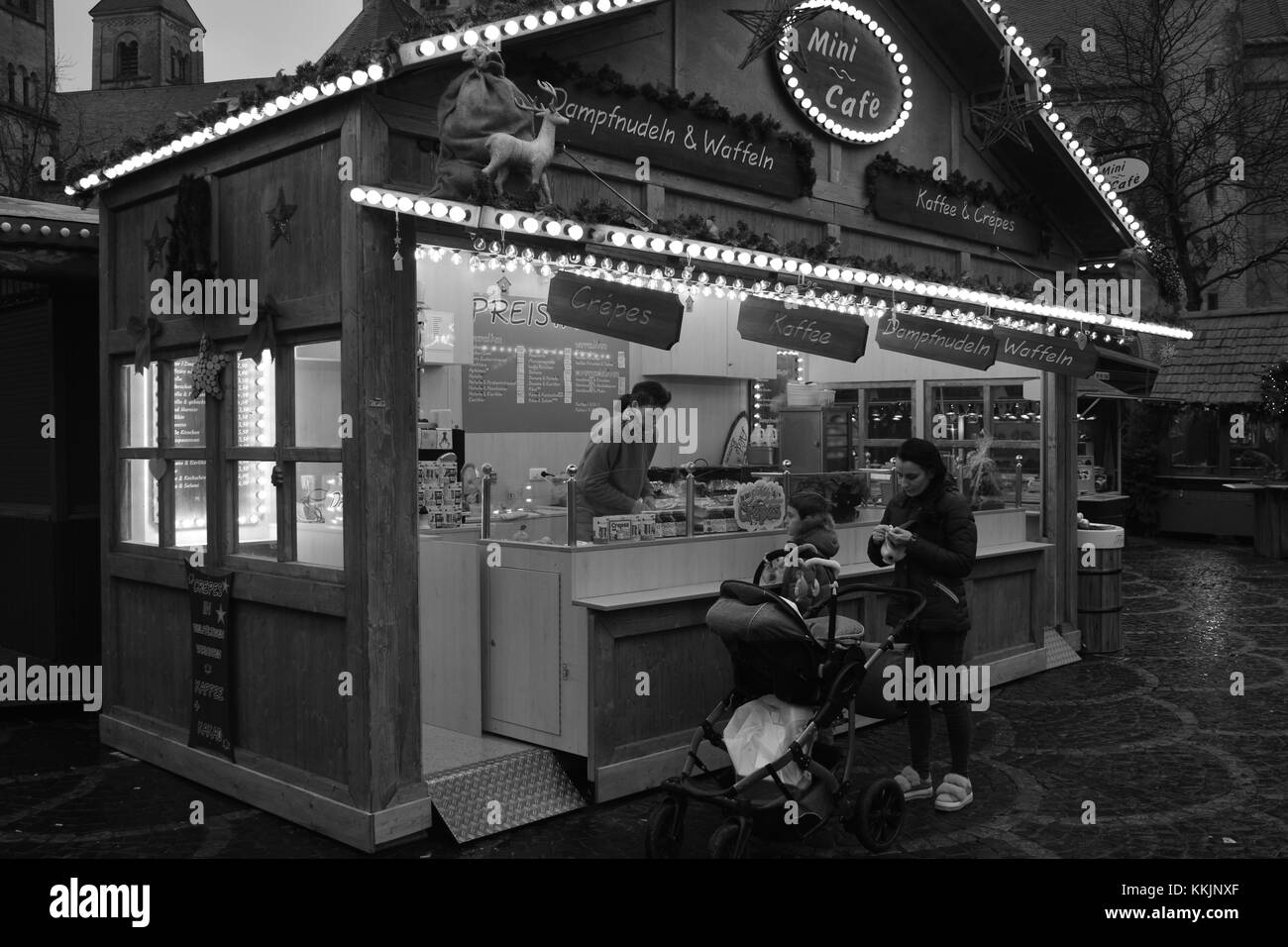 Presents christmas Black and White Stock Photos & Images - Alamy