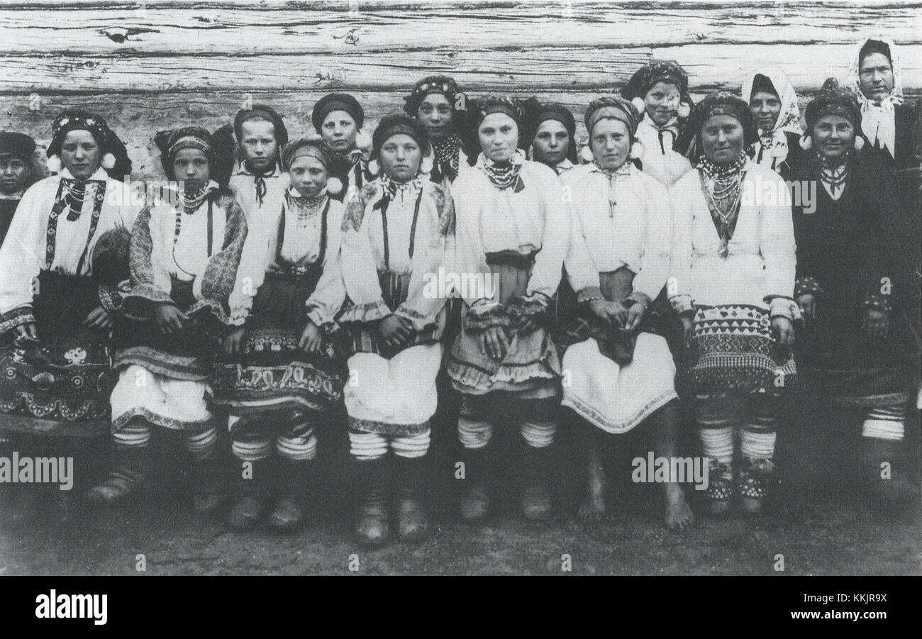 Maidens in feast clothing (Tula gov. 1902) refers to an image or ...