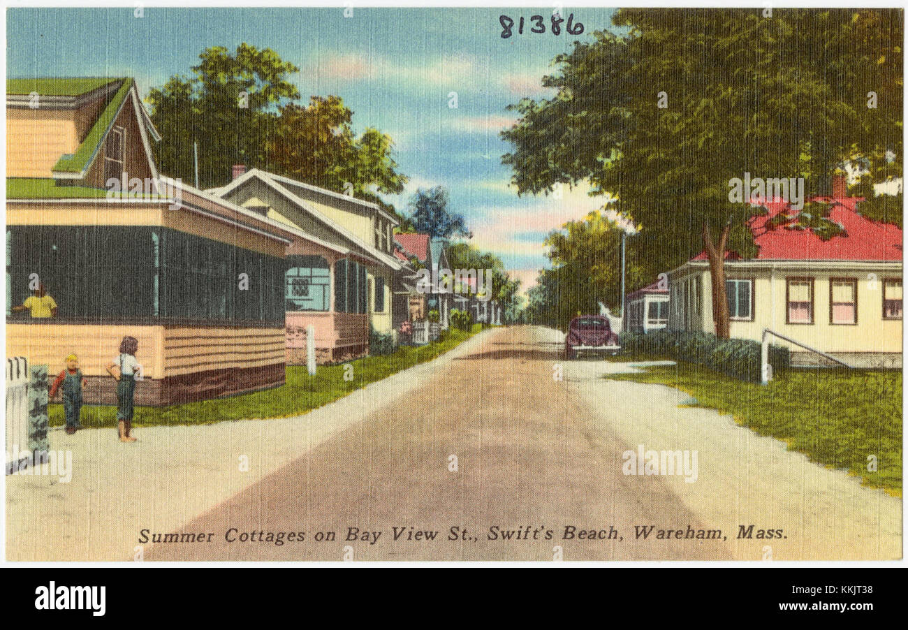 Summer cottages along Bay View St. in Swift's Beach, Wareham ...