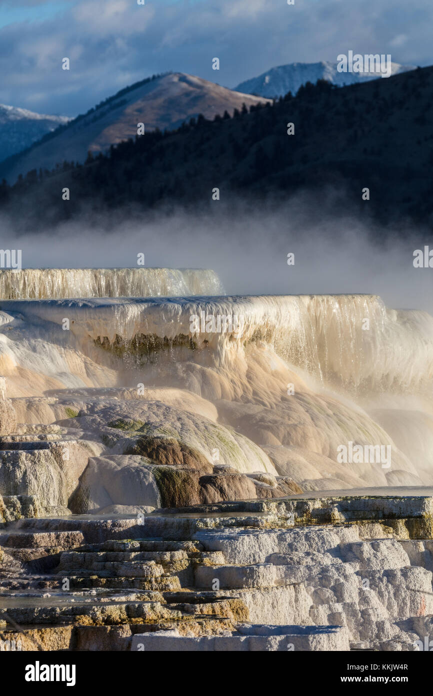 Travertine yellowstone national park hi-res stock photography and ...