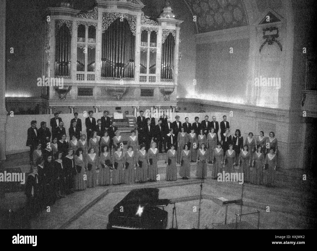 Chor akademicki UAM 1992, Aula UAM Stock Photo - Alamy