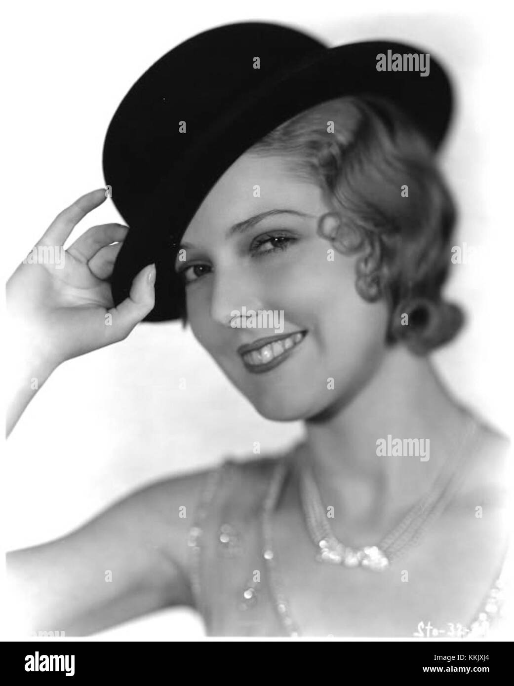 American contract hi-res stock photography and images - Alamy