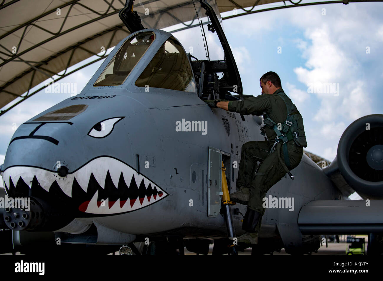 U.S. Air Force Reserve Maj. Matt Paetzhold, 76th Fighter Squadron A-10C ...