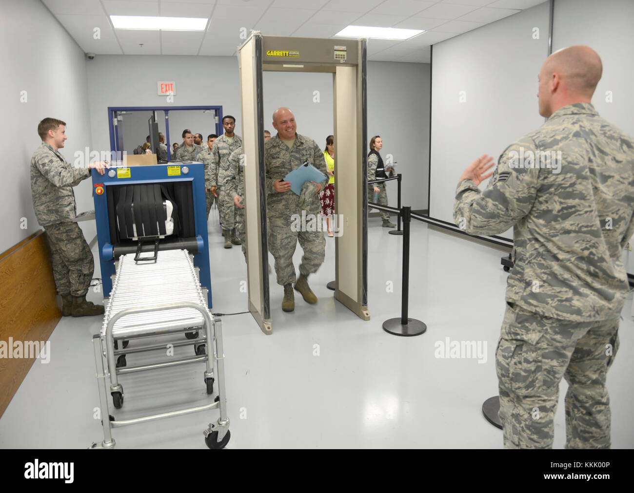 Senior Airman Sidney Laxdal, left, and SrA. Richard Loveless, right ...
