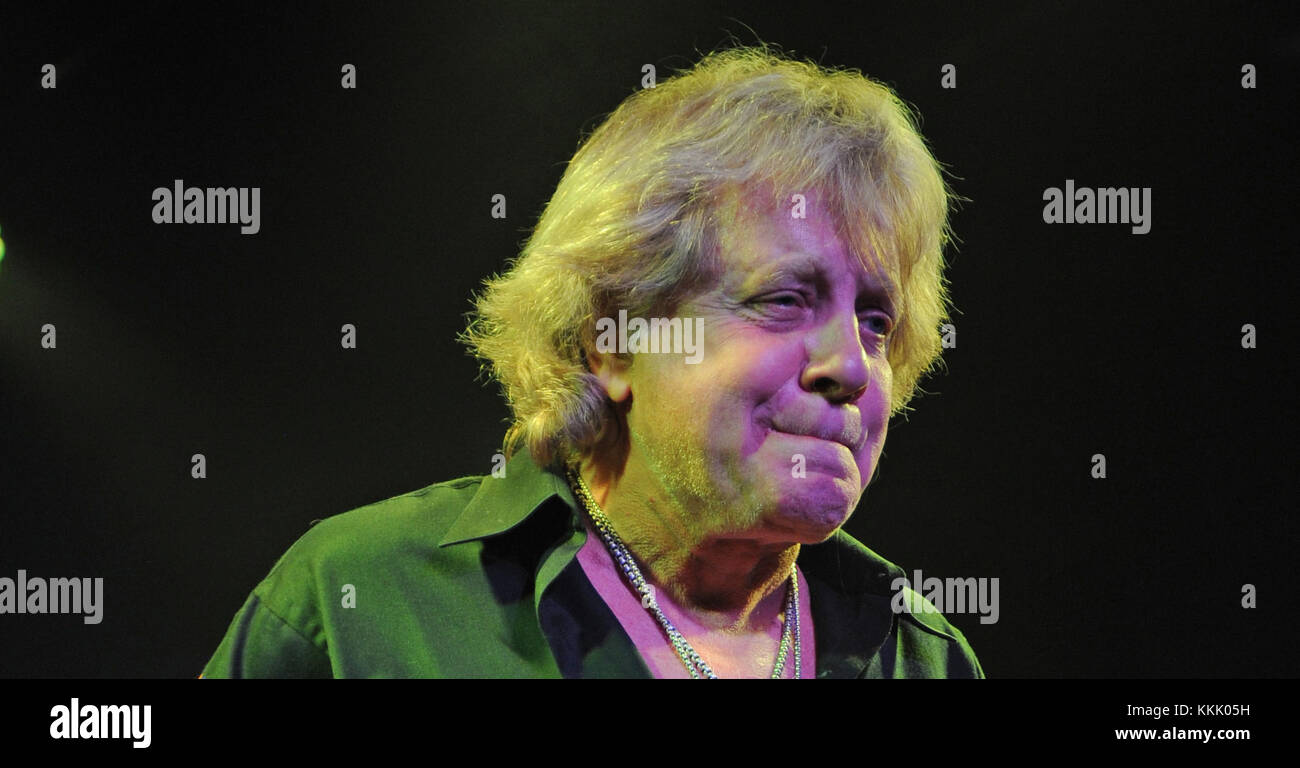 MIAMI, FL - MARCH 05: Eddie Money performs during the Skum Rocks ...