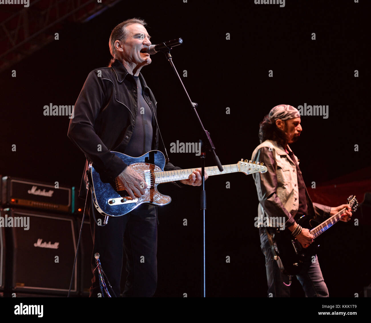 MIAMI , FL - DECEMBER 19: Mel Schacher, Max Carl, and Bruce Kulick of ...