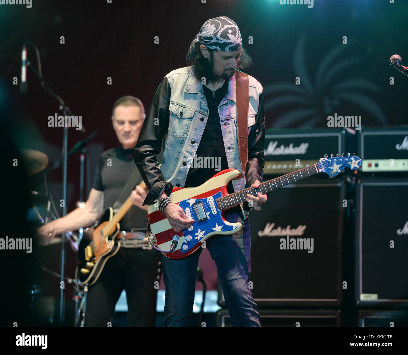 MIAMI , FL - DECEMBER 19: Mel Schacher, Max Carl, and Bruce Kulick of ...