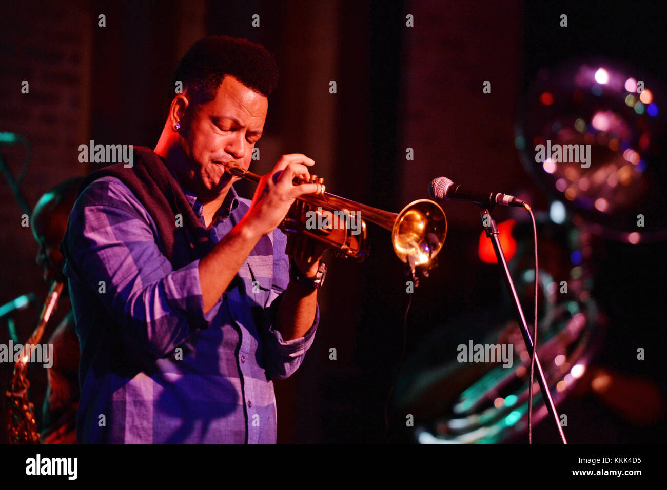 Fort edward revolution hi-res stock photography and images - Alamy