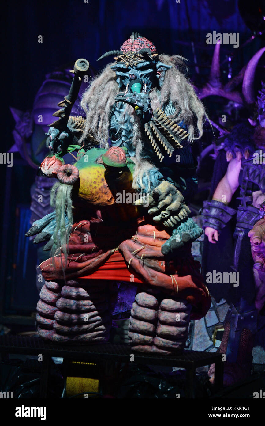 FORT LAUDERDALE, FL - NOVEMBER 27: Oderus Urungus of GWAR performs at ...