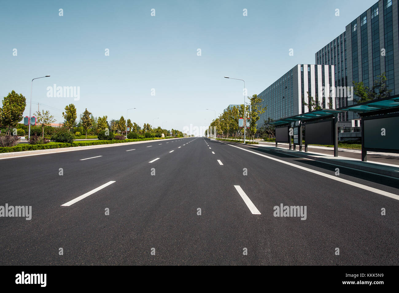 Auto ad backplate hi-res stock photography and images - Alamy