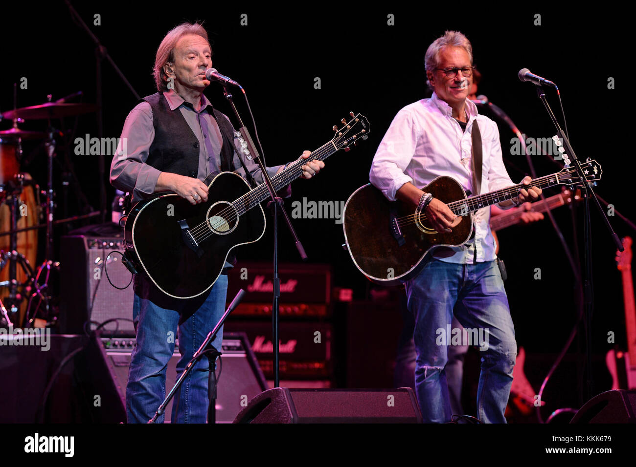 Dewey bunnell and gerry beckley america hi-res stock photography and ...