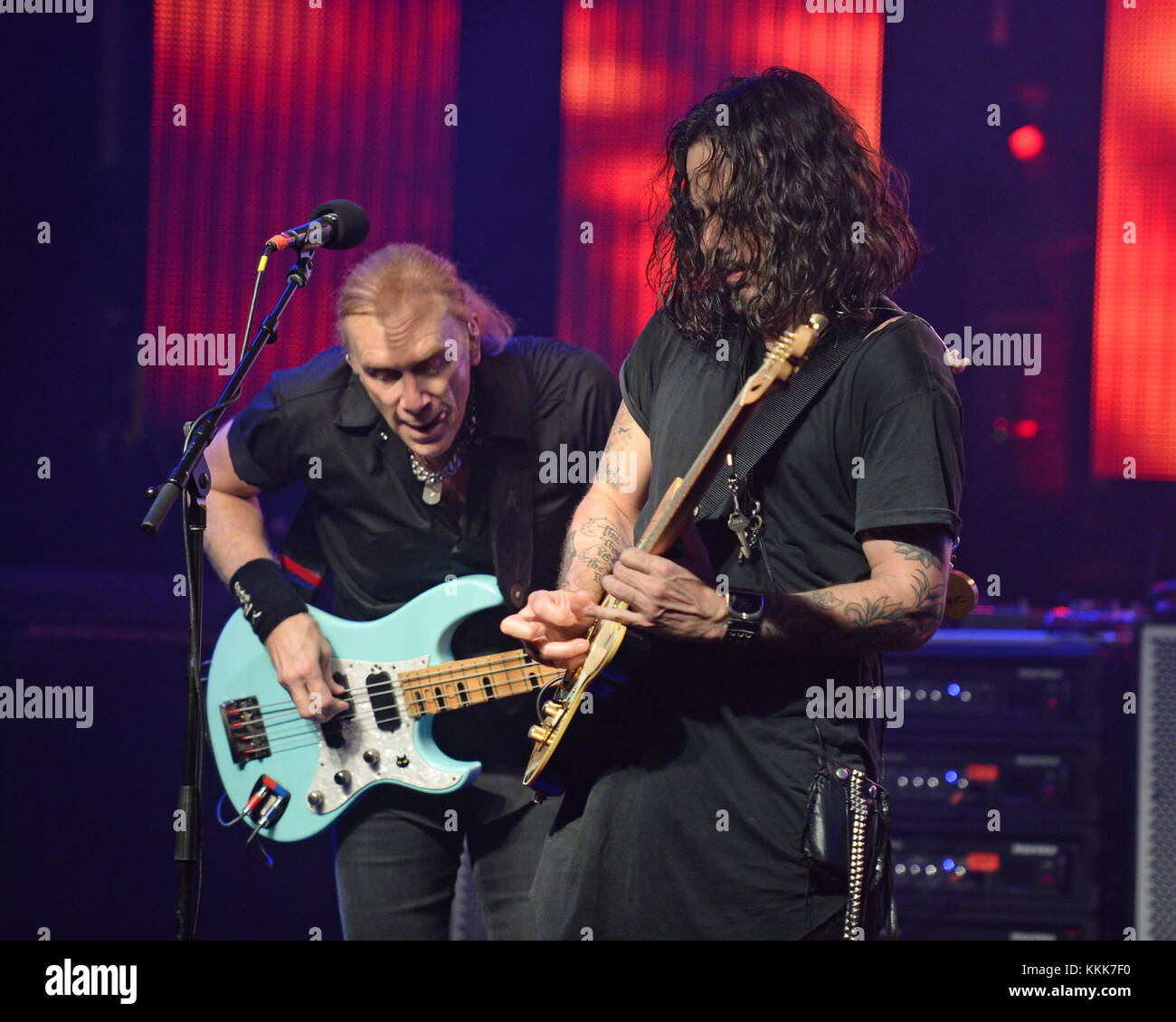 NASHVILLE, TN - OCTOBER 20: Billy Sheehan of The Winery Dogs perform at ...