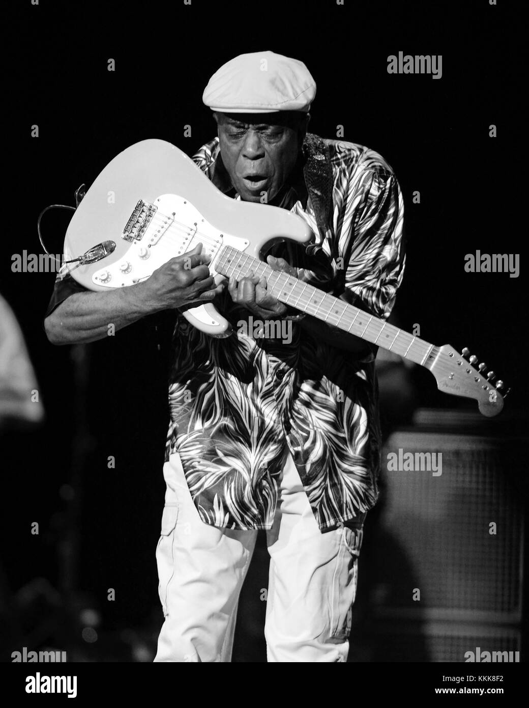 HOLLYWOOD FL - OCTOBER 15: Buddy Guy performs at Hard Rock Live held at ...