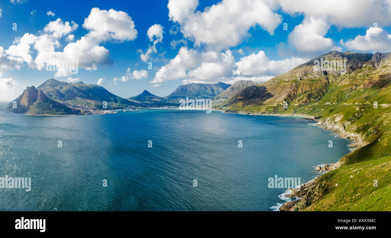 Beautiful panorama shot of the southern cape of good hope near simon's ...