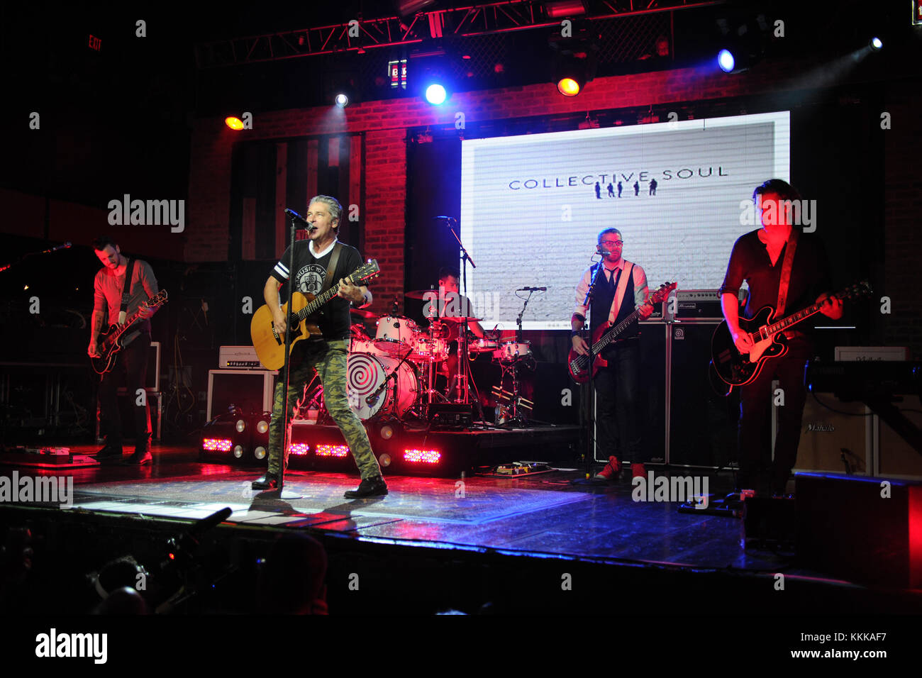 FORT LAUDERDALE FL - OCTOBER 01: Jesse Triplett, Ed Roland, Johnny Rabb ...