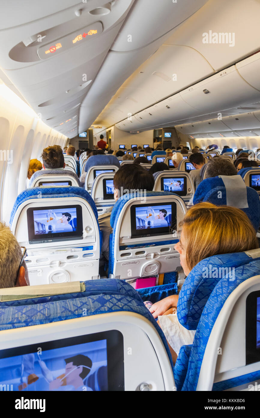 Inside aeroplane hi-res stock photography and images - Alamy