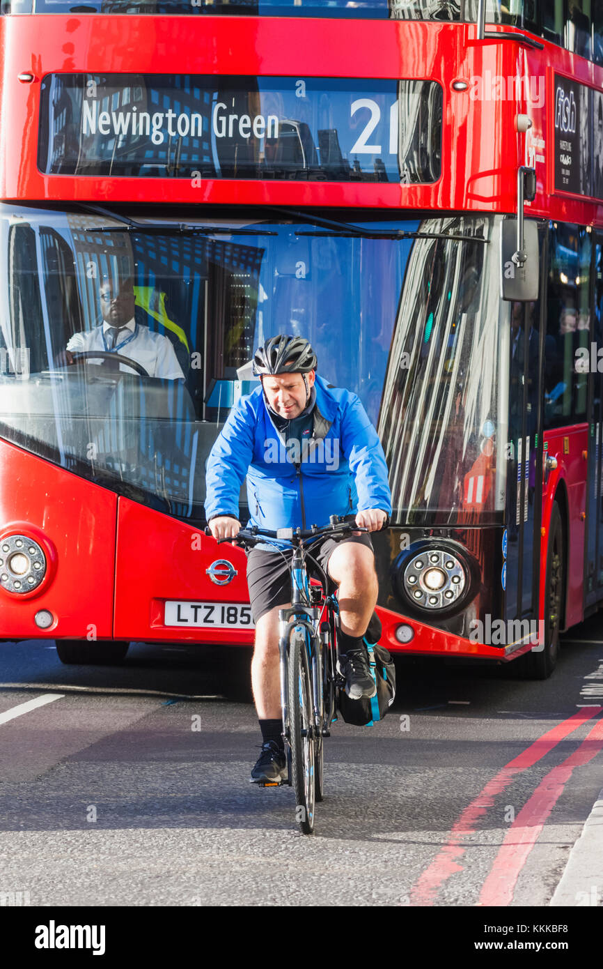 England, London, Cyclist and Bus Stock Photo - Alamy