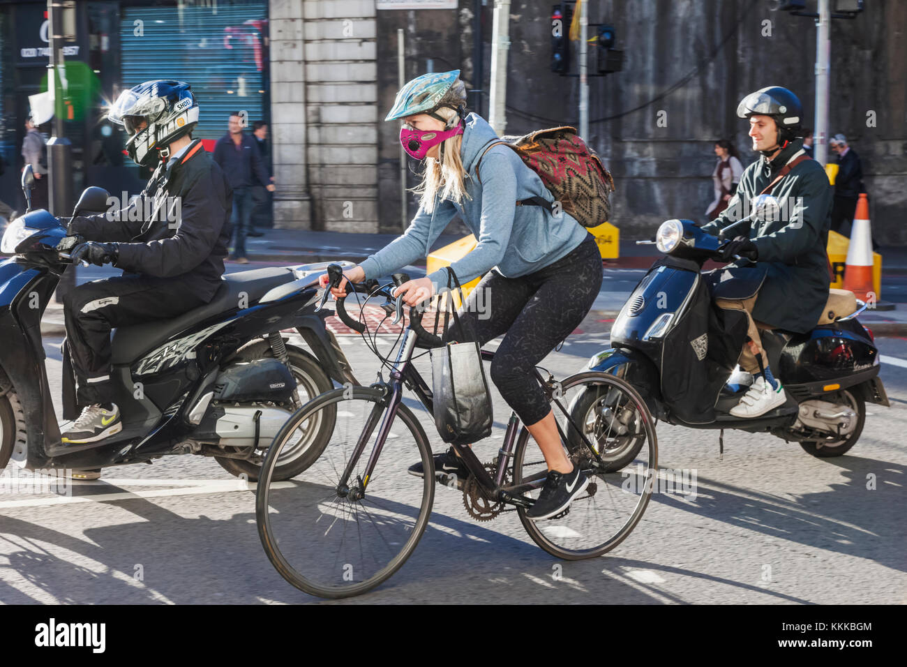 England, London, Cyclist Commuting to Work Stock Photo - Alamy