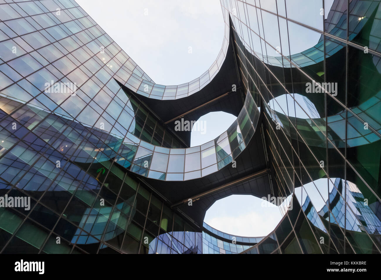 Pwc offices uk hi-res stock photography and images - Alamy