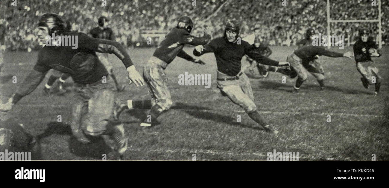 1920s college football game hi-res stock photography and images - Alamy
