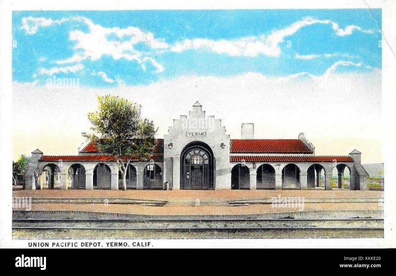 Union Pacific Depot, Yermo, CA postcard Stock Photo - Alamy