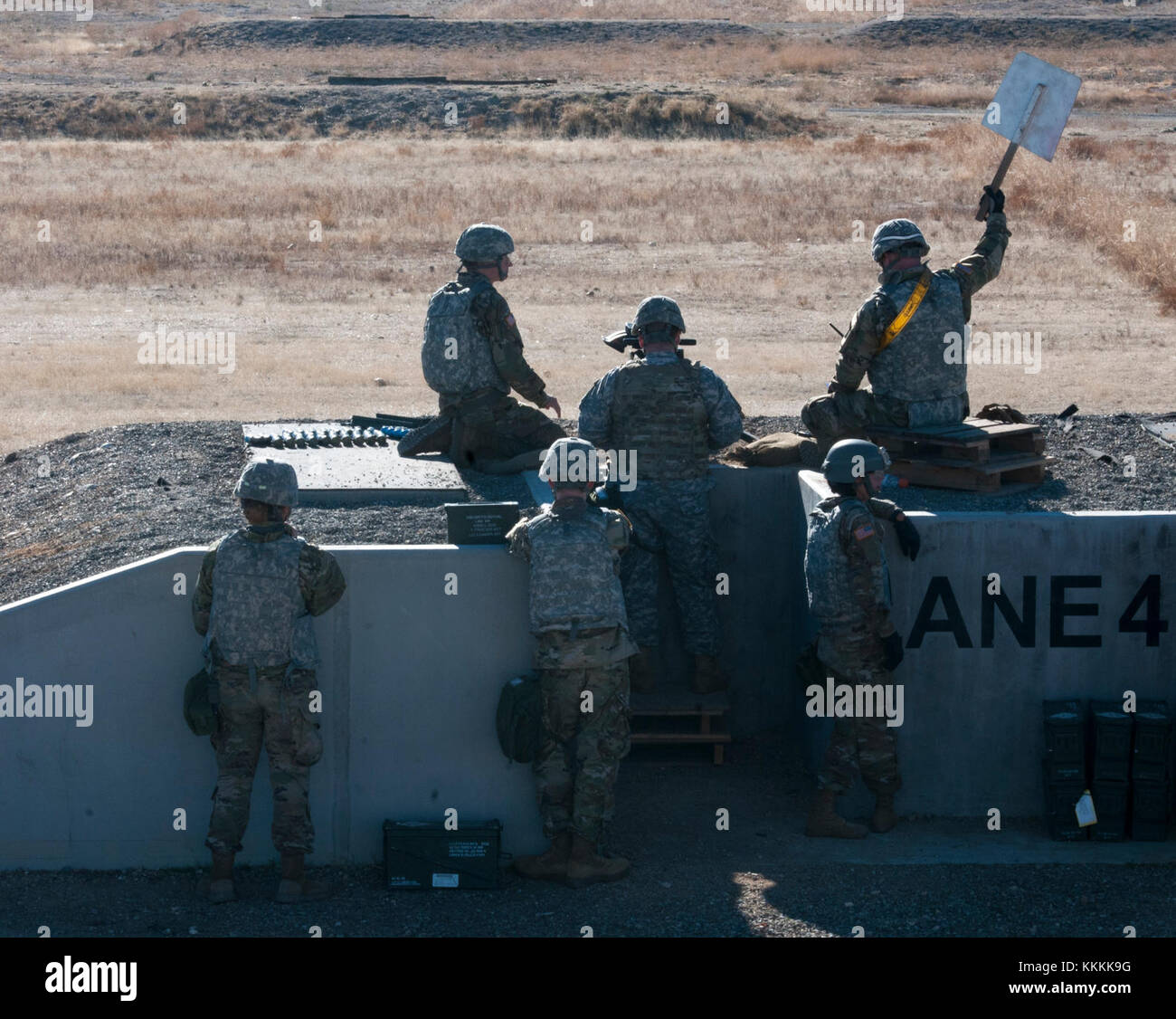 U.S. Army Reserve Soldiers conduct crew-served weapon qualification on ...