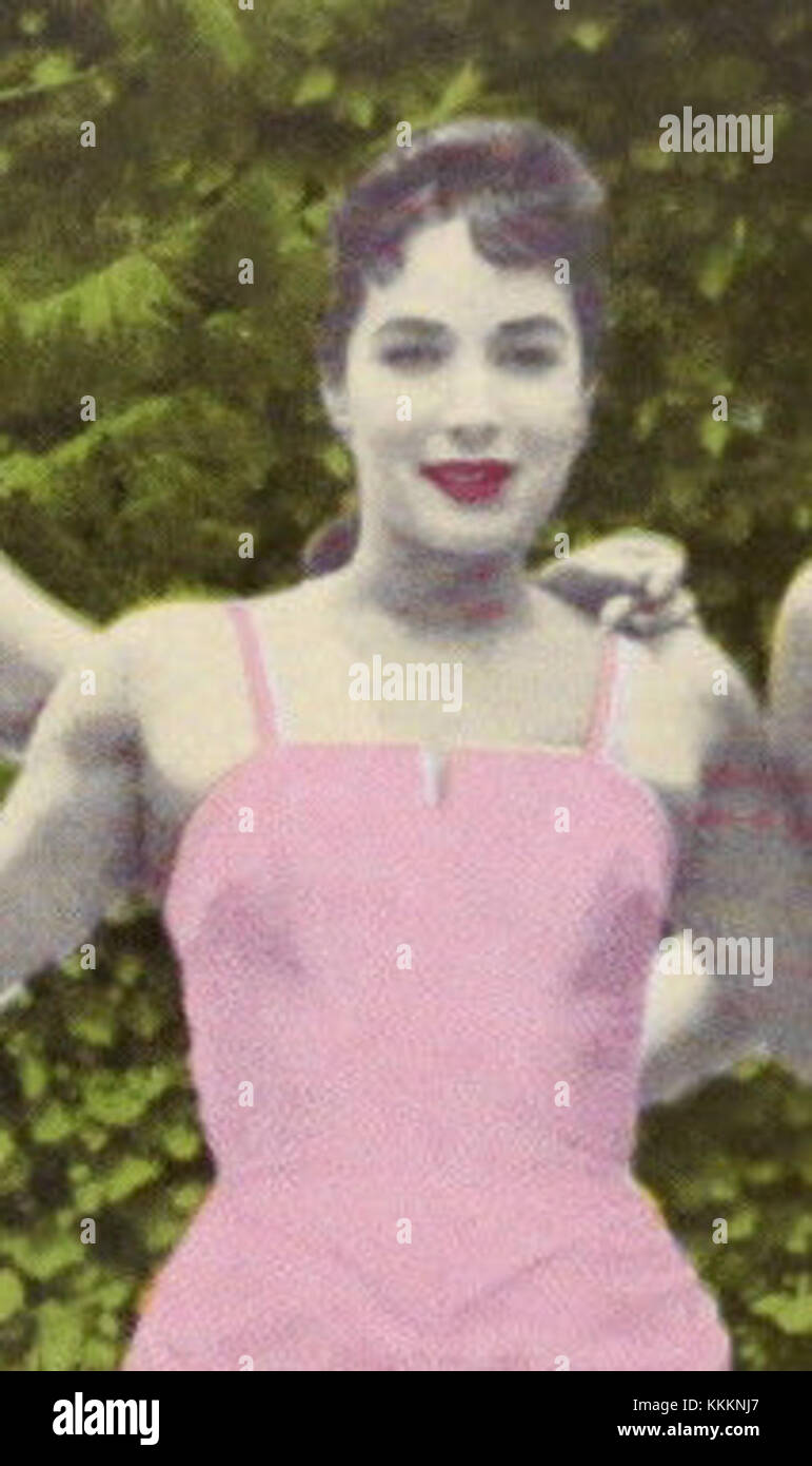 Flor Silvestre is a renowned Mexican singer who performed in the ...