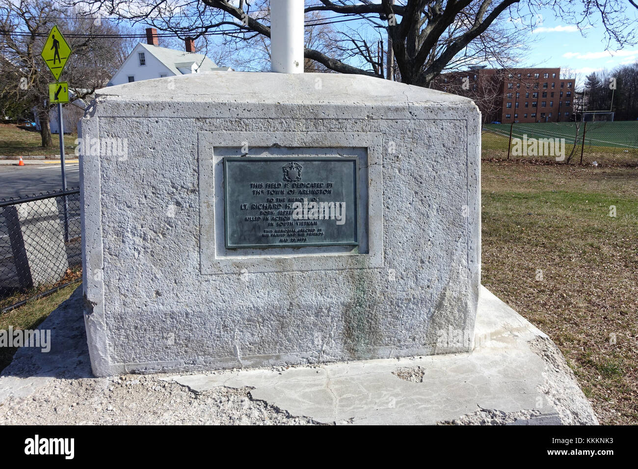 The Lt. Richard H. Buzzell Memorial in Arlington, Massachusetts ...