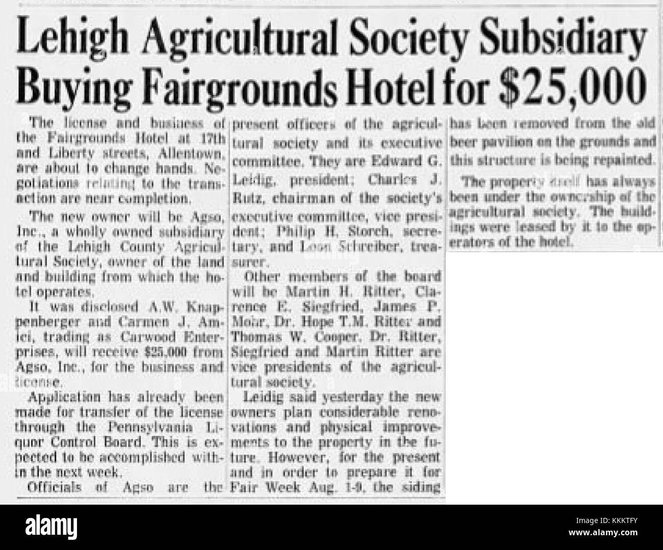 Sold on Black and White Stock Photos & Images - Alamy