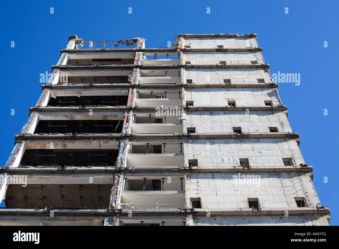 Demolished building rubble hi-res stock photography and images - Alamy