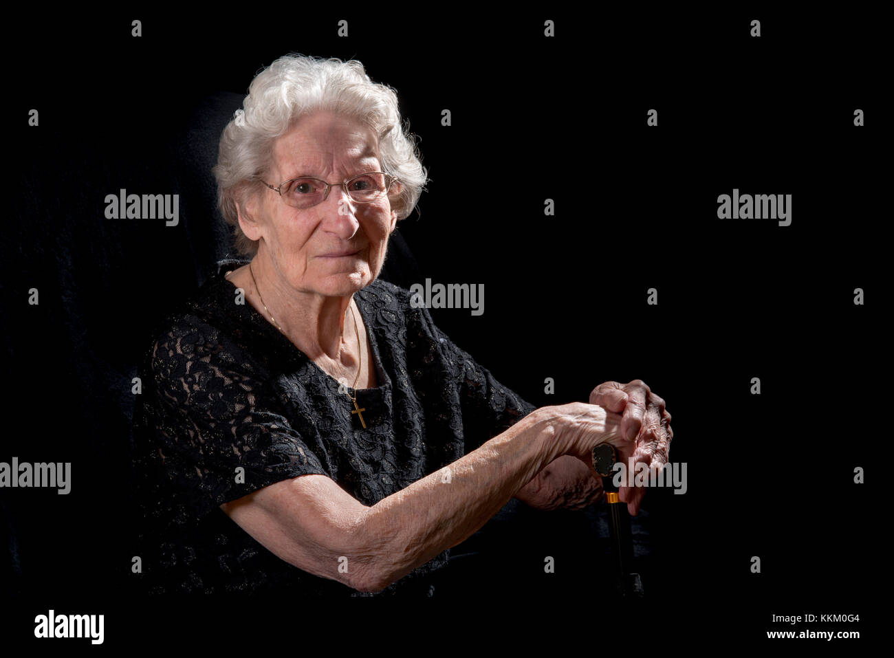 Senior old elderly grey haired hi-res stock photography and images - Alamy