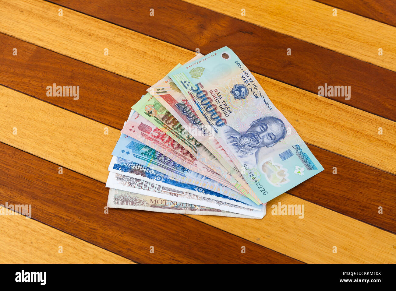 500000 vietnamese dong hi-res stock photography and images - Alamy