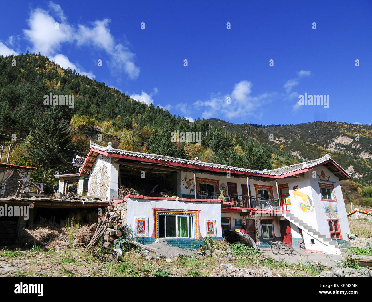 The stone house at Tibetan village in Sichuan, China Stock Photo - Alamy