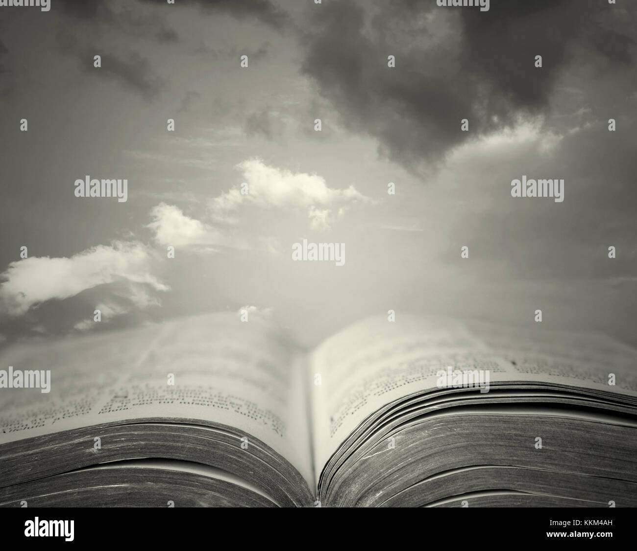 Holy bible open hi-res stock photography and images - Alamy