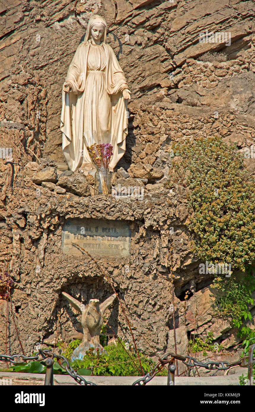 Minori, Virgin Mary Statue, A Maddona Cathlic Shrine by Harbour, Amalfi ...