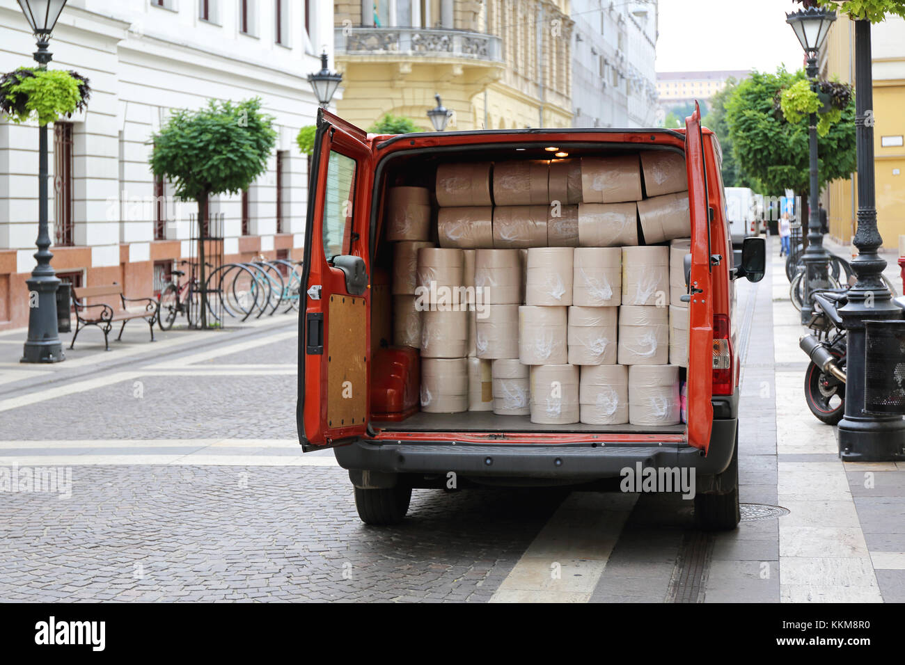 Paper towels delivered store